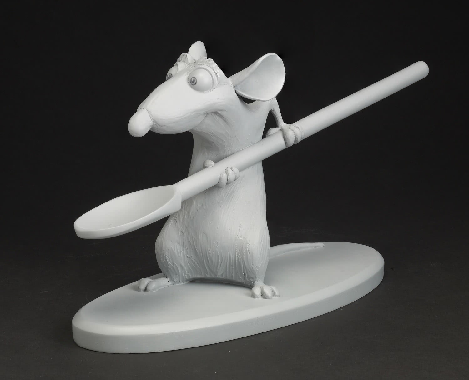 Greg Dykstra, Remy con una cuchara (Ratatouille, 2007), resina de ...