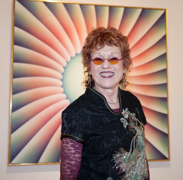 Judy Chicago, pionera del arte feminista - hoyesarte.com
