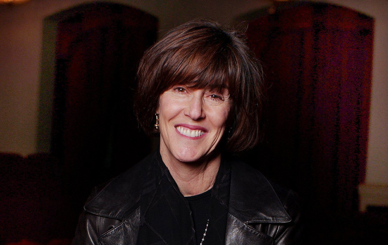 Nora Ephron en 2002 (AP Photo/Gino Domenico). - hoyesarte.com